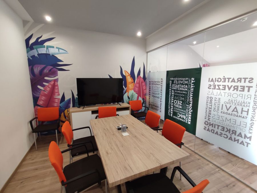 Kis irodák faldekorációi – Wall decoration for small office